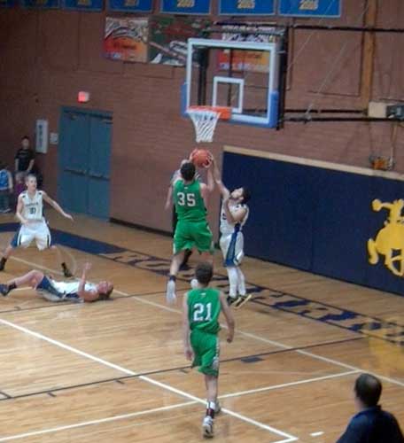 Roughriders ground Eagles - The Gila Herald